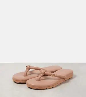 GIANVITO ROSSI Juno Leather Thong Sandals - Beige