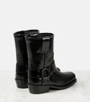 Valentino Garavani Rockstud Leather Boots - Black