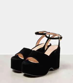 GIANVITO ROSSI Velvet Wedge Sandals - Black