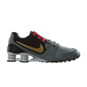 Nike Lace Up Athletic Sneakers