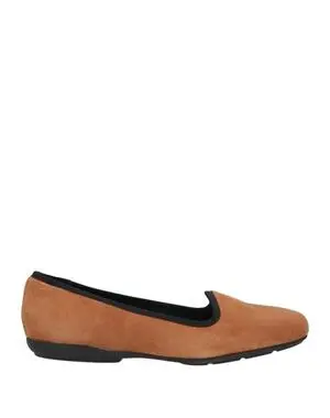 Geox Round Toe Shoes For Women