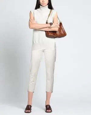 FRAME Tapered Leg Jeans