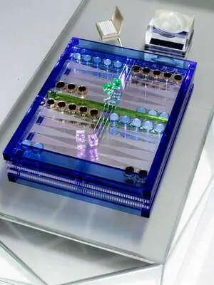 REFLECTIONS COPENHAGEN Crystal Backgammon Set