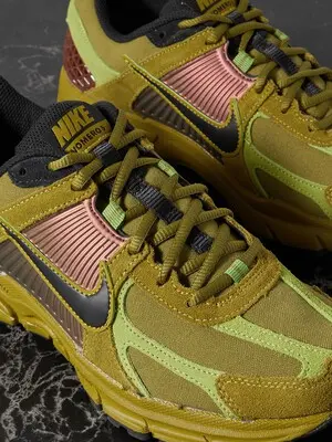 Nike Zoom Vomero 5 Sneakers - Green