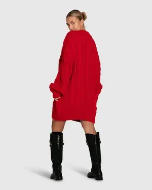 BELLE & BLOOM Still The One Chunky Oversize Knit - Red