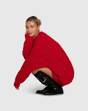 BELLE & BLOOM Still The One Chunky Oversize Knit - Red