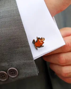 CUFFLINKS, INC. Timon & Pumbaa Hakuna Matata