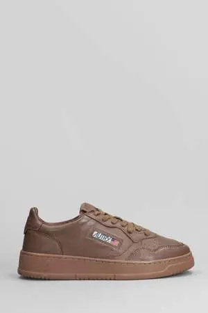 AUTRY Medalist Low Top Sneakers - Brown