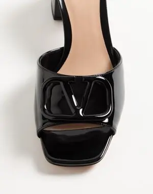 Valentino Garavani Vlogo Signature Patent Leather Slide Sandal - Black