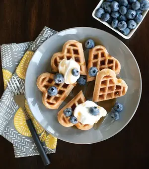 NORDICWARE Sweetheart Waffle Pan