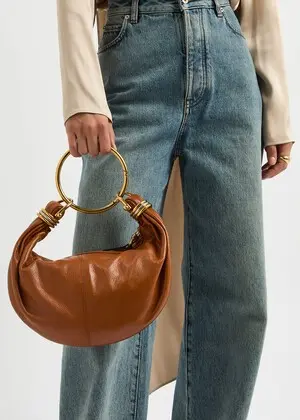 Chloé Grained Leather Top Handle Bag - Tan