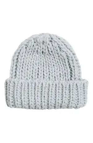 BELLE & BLOOM Winter's Kiss Beanie - Light Grey