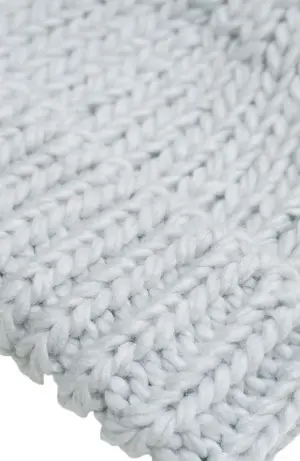 BELLE & BLOOM Winter's Kiss Beanie