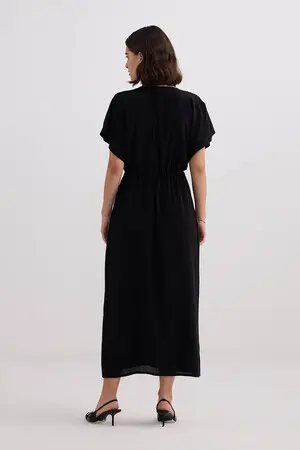REISTOR Oversized Gathered V-neck Maxi Dress - Black