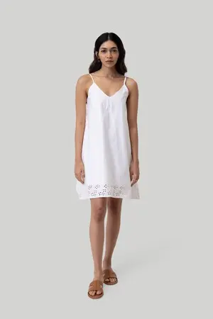 REISTOR Short Tent Embroidered Dress