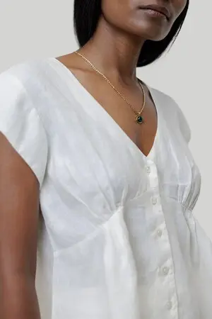 REISTOR Deep V-neck Top - White