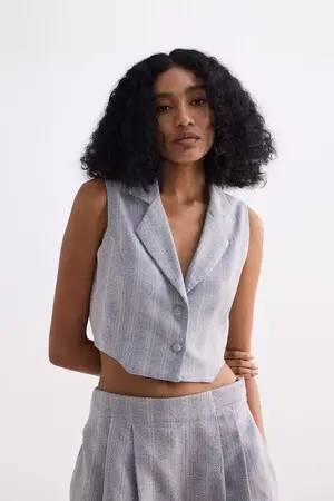 Reistor Collared Outerwear For Women