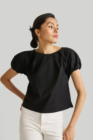 REISTOR Balloon Sleeve Top - Black