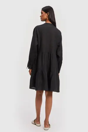 REISTOR V-neck Tiered Dress