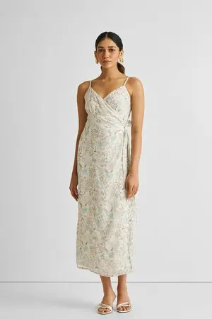 REISTOR Strappy Wrap Dress