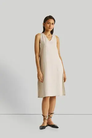 Reistor Midi Day Dresses