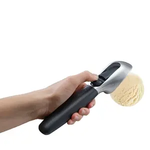 JOSEPH JOSEPH Elevate Ice Cream Scoop With Integrated Tool Rest