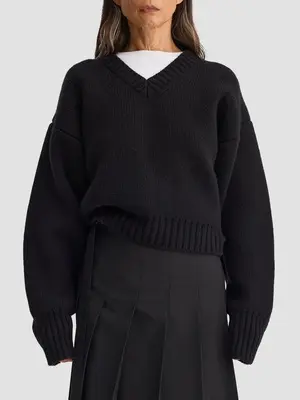 RÓHE Compact-knit Wool V-neck Sweater