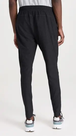 RHONE Atmosphere Midweight Joggers - True Black