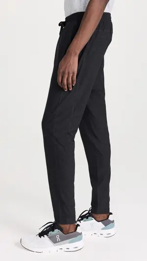 RHONE Atmosphere Midweight Joggers - True Black