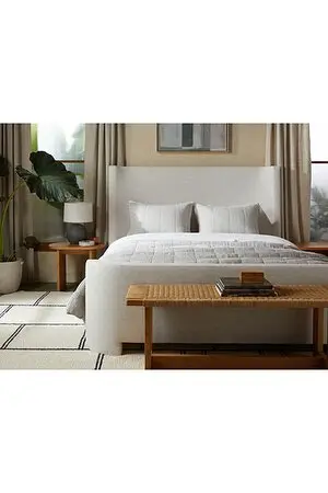 PARACHUTE Linen Box Quilt
