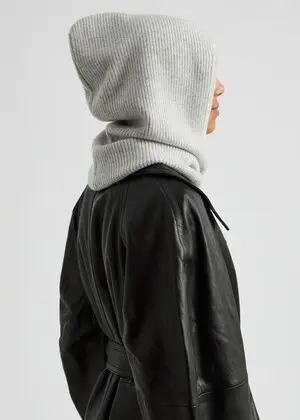 LOOP CASHMERE Ribbed Hood