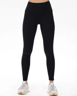 REBODY Phoenix Fleece Pocket Legging - Warm Black