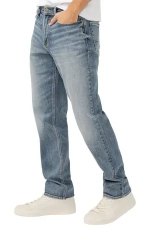 SILVER JEANS CO. Eddie Athletic Fit Tapered Jeans