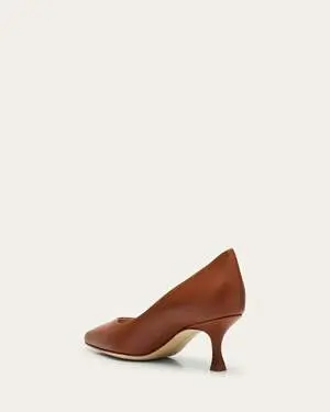 Manolo Blahnik Srila Leather Low Pumps - Brown