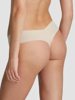 Commando Invisible Rib Seamless Thong - Beige
