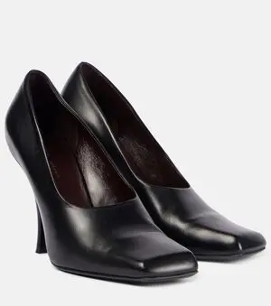 Khaite Eva Leather Pumps - Black