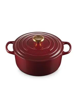 LE CREUSET Le Creuset Cast Iron Round Casserole Dish Burgundy