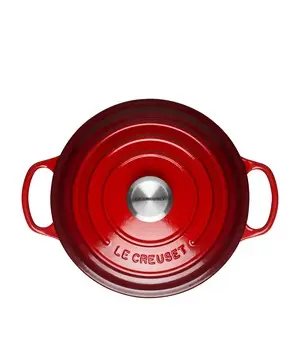 LE CREUSET Cast Iron Round Casserole Dish - Red