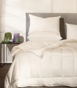 Harrods Soft 90% Hungarian Goose Down Pillow