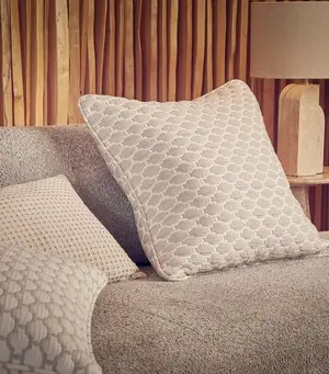 PETER REED Piped Riyad Cushion
