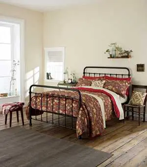 MORRIS & CO. Strawberry Thief Duvet Cover