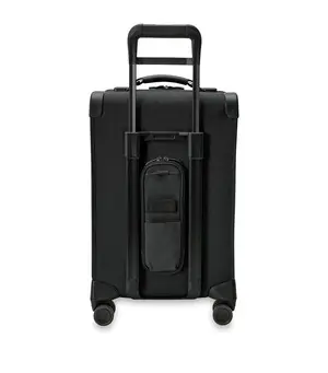 Briggs & Riley Baseline Essential Carry-on Expandable Spinner Suitcase