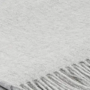 SIMPLE THINGS Natural Wool Throw