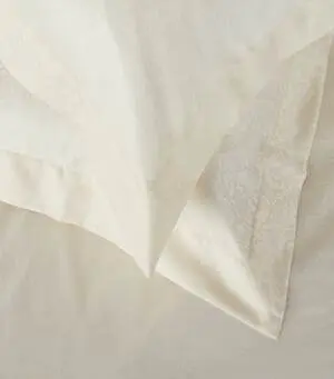 CELSO DE LEMOS Joanne King Pillowcase