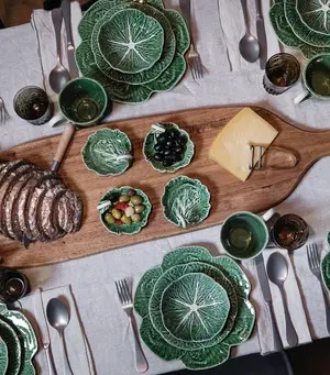 BORDALLO PINHEIRO Cabbage Platter
