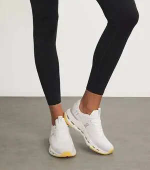 On Cloudnova Form 2 Trainers