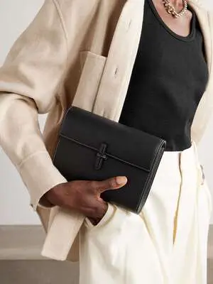 HUNTING SEASON Leather Handheld Clutch