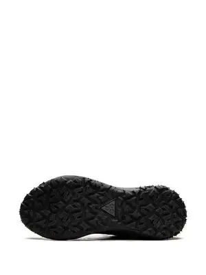 Nike Mountain Fly 2 Sneakers - Black