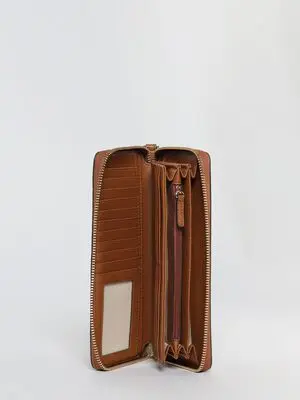 Michael Kors Wallet - Brown
