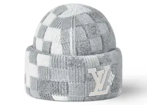 LOUIS VUITTON Crush Damoflage Pearls Beanie - Light Gray